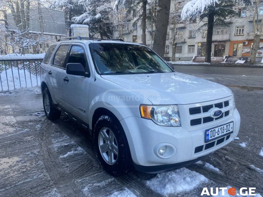 Rent Ford Ford, Escape 2.5 2011 Customs Passed