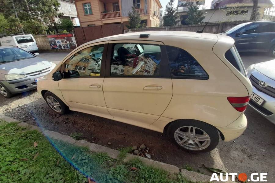 იყიდება Mercedes-Benz, B CLASS, B 170 1.7 2008 განბაჟებული