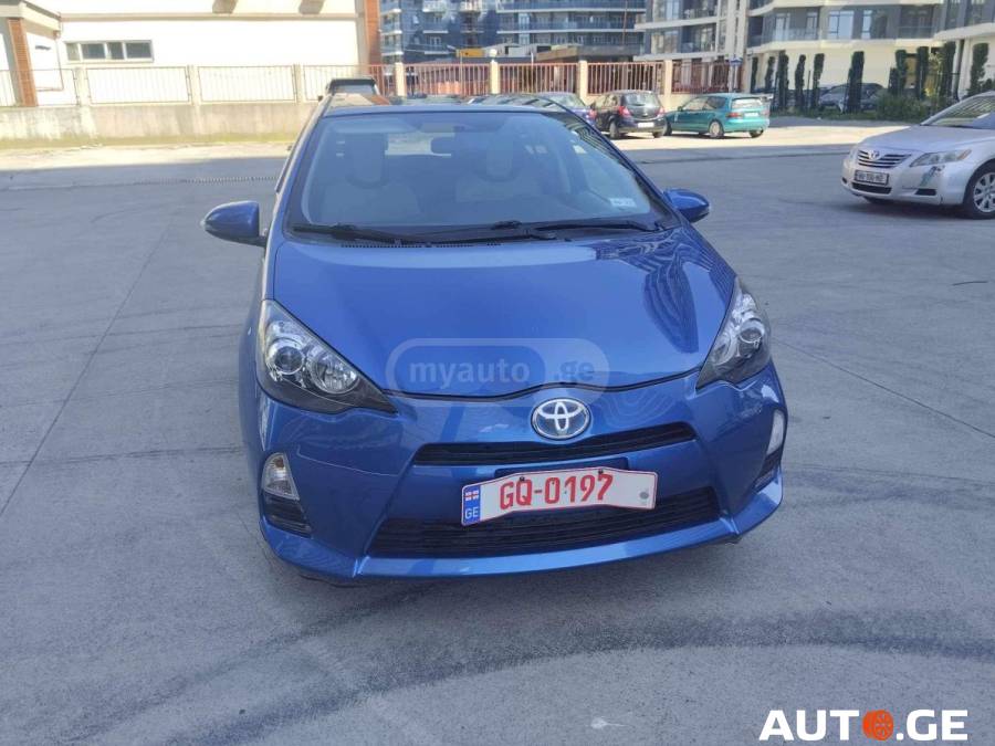 Sale Toyota Toyota, Prius, Prius C 1.5 2014 Before Customs